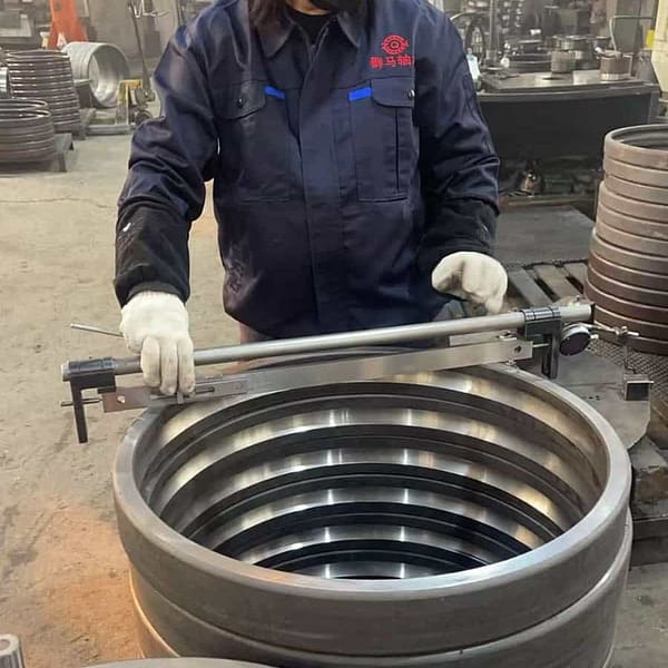 618/670 MB Deep groove ball bearings 670X820X69mm - ZQM Bearings ...